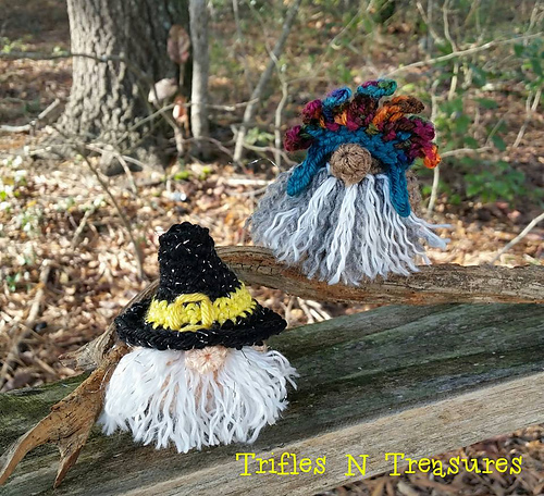 Ravelry: Grobbles~"Cheeky" Little Gnomes pattern by Tera Kulling