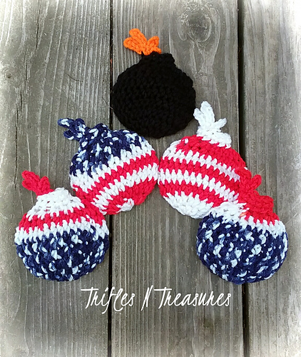 Ravelry: Reusable Water Bombs pattern by Tera Kulling