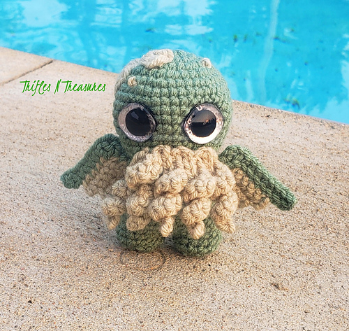 Ravelry: Claude Cthulhu pattern by Tera Kulling