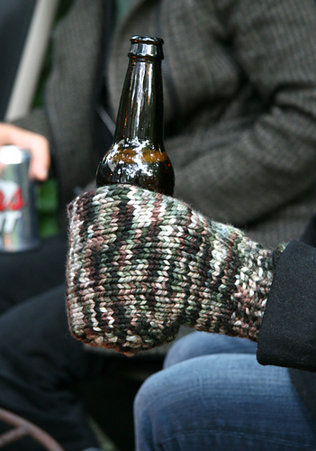 Ravelry: Beer Mitt pattern by Toby Roxane Barna