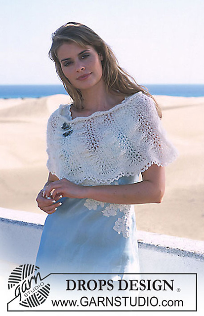 Ravelry: 89-19 Poncho pattern by DROPS design