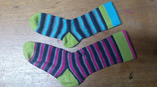 Ravelry: Hot neon striped socks pattern by Antonia Franke