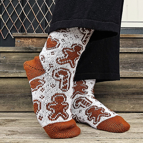 Ravelry: Pepperkakesokker / Gingerbread Socks pattern by Tonje Haugli