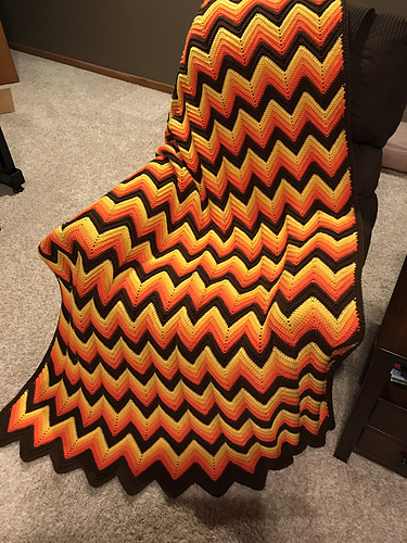 Ravelry: toriellen's Hubs’ classic 70s sc ripple!