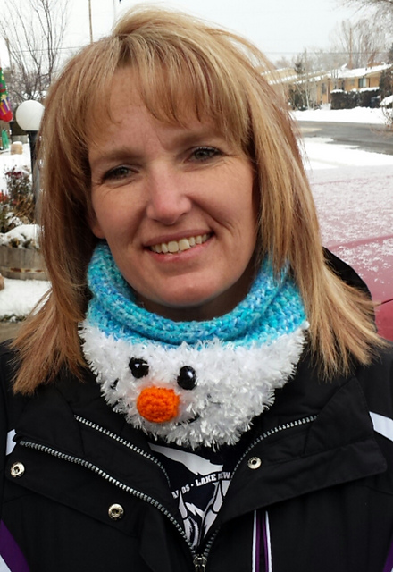 Ravelry: Snuggler, band and neck cozy (cowl) pattern by Heidi Yates