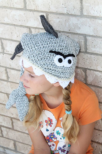 Ravelry: Shark Hat pattern by Heidi Yates