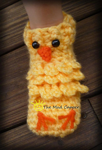 Ravelry: Snappy Slippers pattern by Heidi Yates