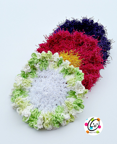 Ravelry: Scrubby Flower Dots pattern by Heidi Yates