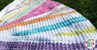 Ravelry: Beach Day Lounge Towel pattern by Heidi Yates