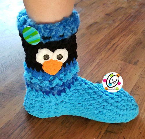 Ravelry: SNOWman Boots pattern by Heidi Yates