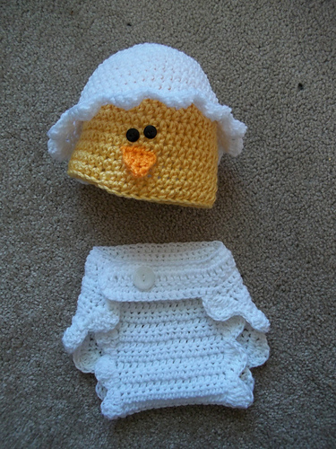 Ravelry: Cracked Egg Set pattern by Heidi Yates