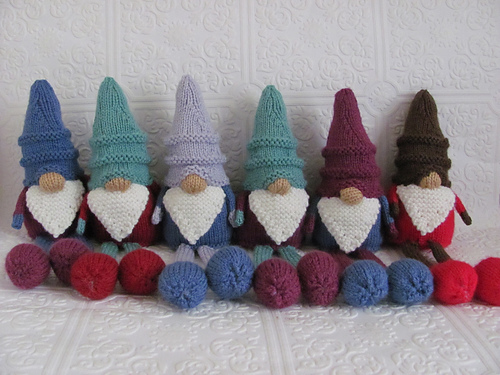 Ravelry: Shelf Sitter Gnome pattern by Little Totz Designs