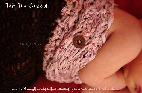 Ravelry: Tab Top Cocoon Newborn Photography Prop pattern by Tricia Drake