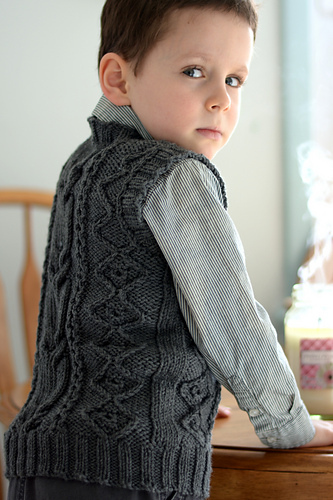Ravelry: Nobel pattern by Marjorie Dussaud