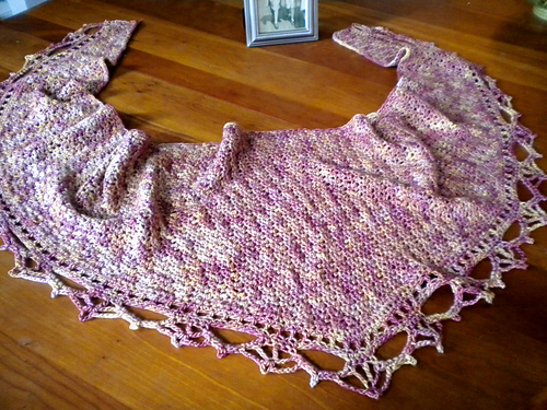 Ravelry: Helios pattern by Cathy Dipierro