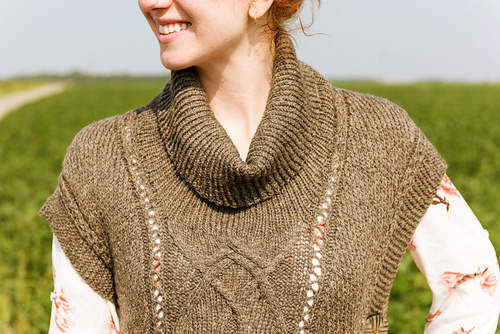 Ravelry: Acacia pattern by Adrienne Larsen
