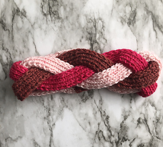 Ravelry: The Barbara Braid pattern by Diana Chabai-Booker