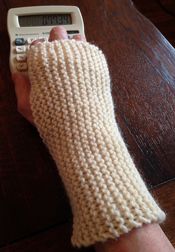 Ravelry: Math Class Mitts pattern by Amy Tozer