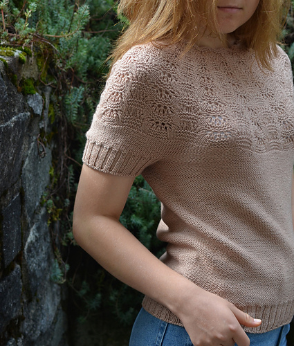 Ravelry: Semplice Tee pattern by Valentina Bogdanova