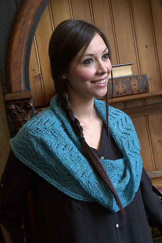 Ravelry: 2837 Cowls pattern by Plymouth Yarn Design Studio