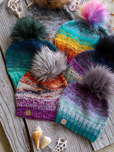 Ravelry: Mineral Fade Hat pattern by Vanessa Ewing