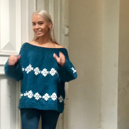 Ravelry: Oversized Mountain Rose Sweater pattern by Anne Merete Fjeld ...