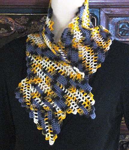 Ravelry: Bare Bones Scarf pattern by Vashti Braha