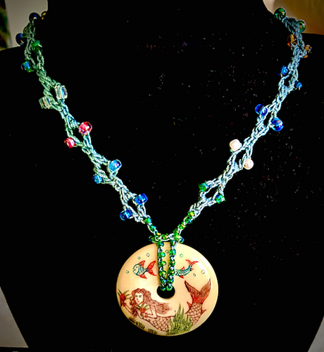 Ravelry: Mermaid Chain & Pendant Mount pattern by Vashti Braha