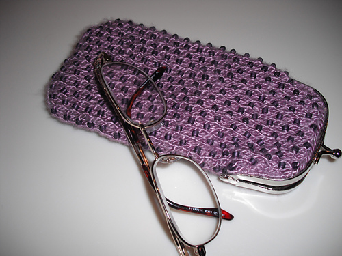 Ravelry: Beaded spectacle / glasses case pattern by Agrarian Artisan