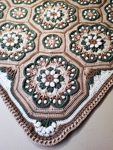 Ravelry: Octagon pattern #3 pattern by Veronika Liachovic
