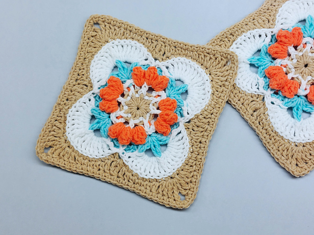 Ravelry: Square #121 pattern by Veronika Liachovic