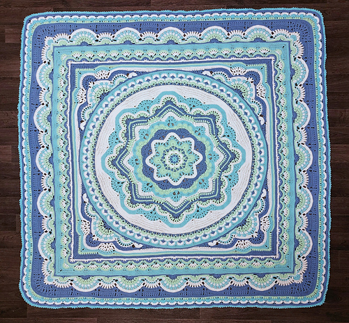 Ravelry: Blooming Hope pattern by Veronika Liachovic