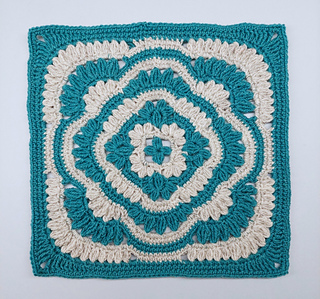 Ravelry: Square #159 pattern by Veronika Liachovic