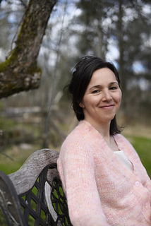 Ravelry: Elma Cardigan pattern by Veera Välimäki