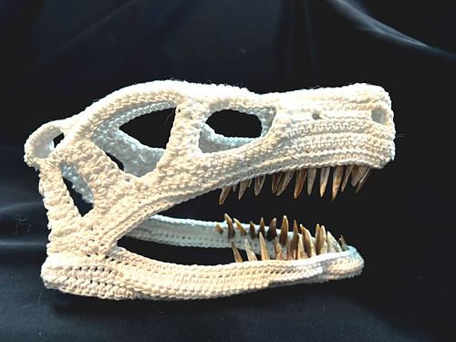 Ravelry: Clever Girl- Velociraptor Skull pattern by Veraquin