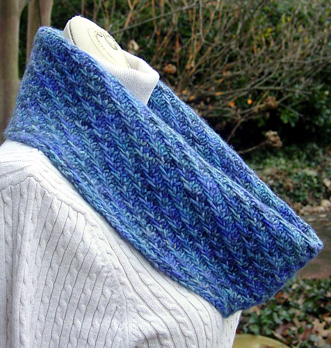 Ravelry: The long and winding row pattern by Susan Ashcroft