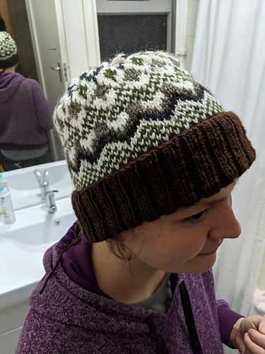 Ravelry: Red October Hat pattern by EVVASH