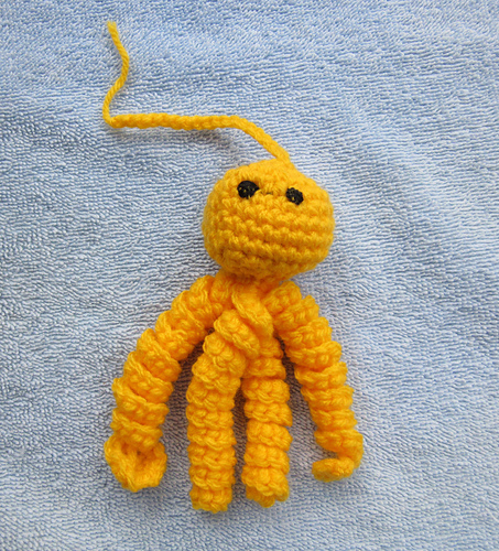 Ravelry: Octo Octo Cat Toy pattern by Kathy Kelly