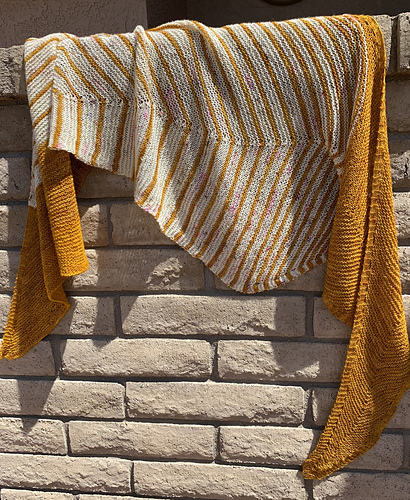 Ravelry: Somber pattern by Sylvia McFadden