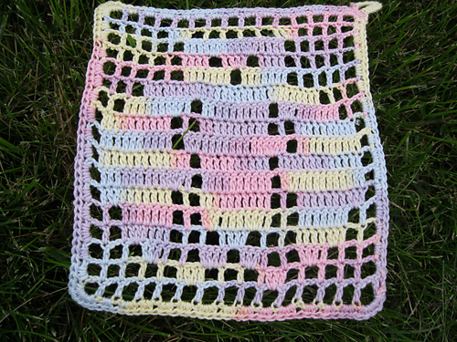 Ravelry: Crochet Filet Small Owl Chart Graph pattern by Maria Merlino