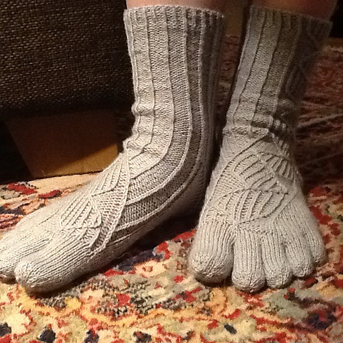 Ravelry: Jedi Mind Trick Socks pattern by Sheryl Giles