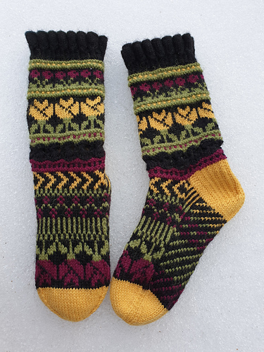 Ravelry: PåskeSokker pattern by StrikkeBea
