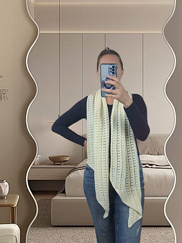 Ravelry: diagonal elegant scarf pattern by violetta gretsinger