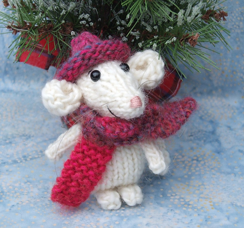 Ravelry: Mouse pattern by ViolaSueKnits