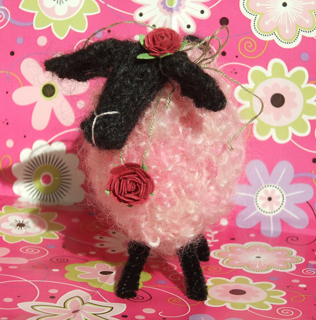 Ravelry: Valentine Lamb pattern by ViolaSueKnits