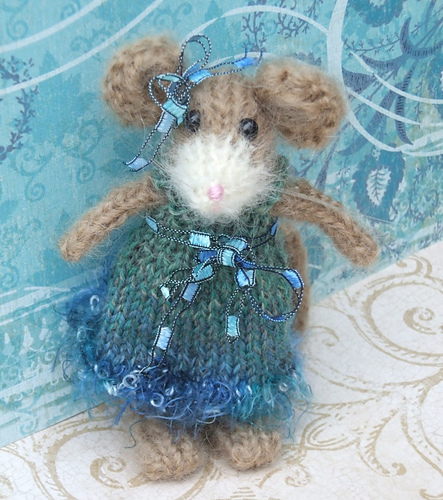 Ravelry: Mouse pattern by ViolaSueKnits