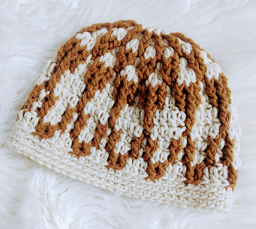 Ravelry: Creamy Biscoff Beanie pattern by Viva