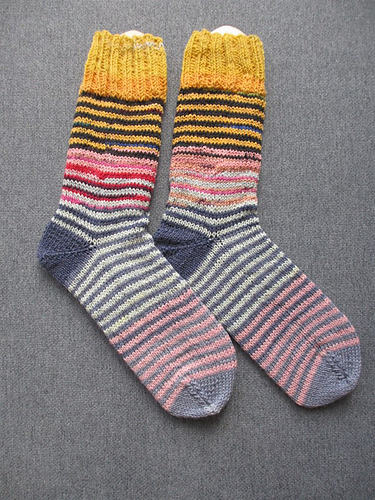 Ravelry: Easy Peasy Socks pattern by Terranean Stitch