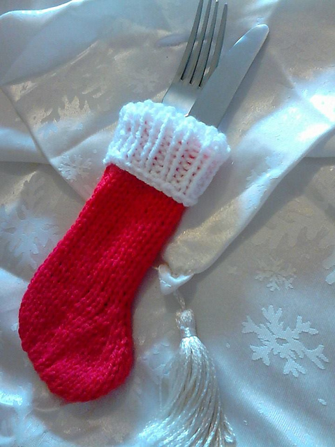Ravelry: Christmas cutlery stockings pattern by Siobhan Mahon