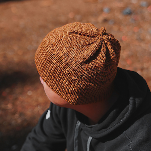 Ravelry: The Double Brim Addison (worsted ver.) pattern by Vonnie Tang